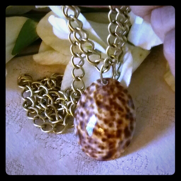 Vintage | Jewelry | Vintage Large Shell Pendant Necklace | Poshmark